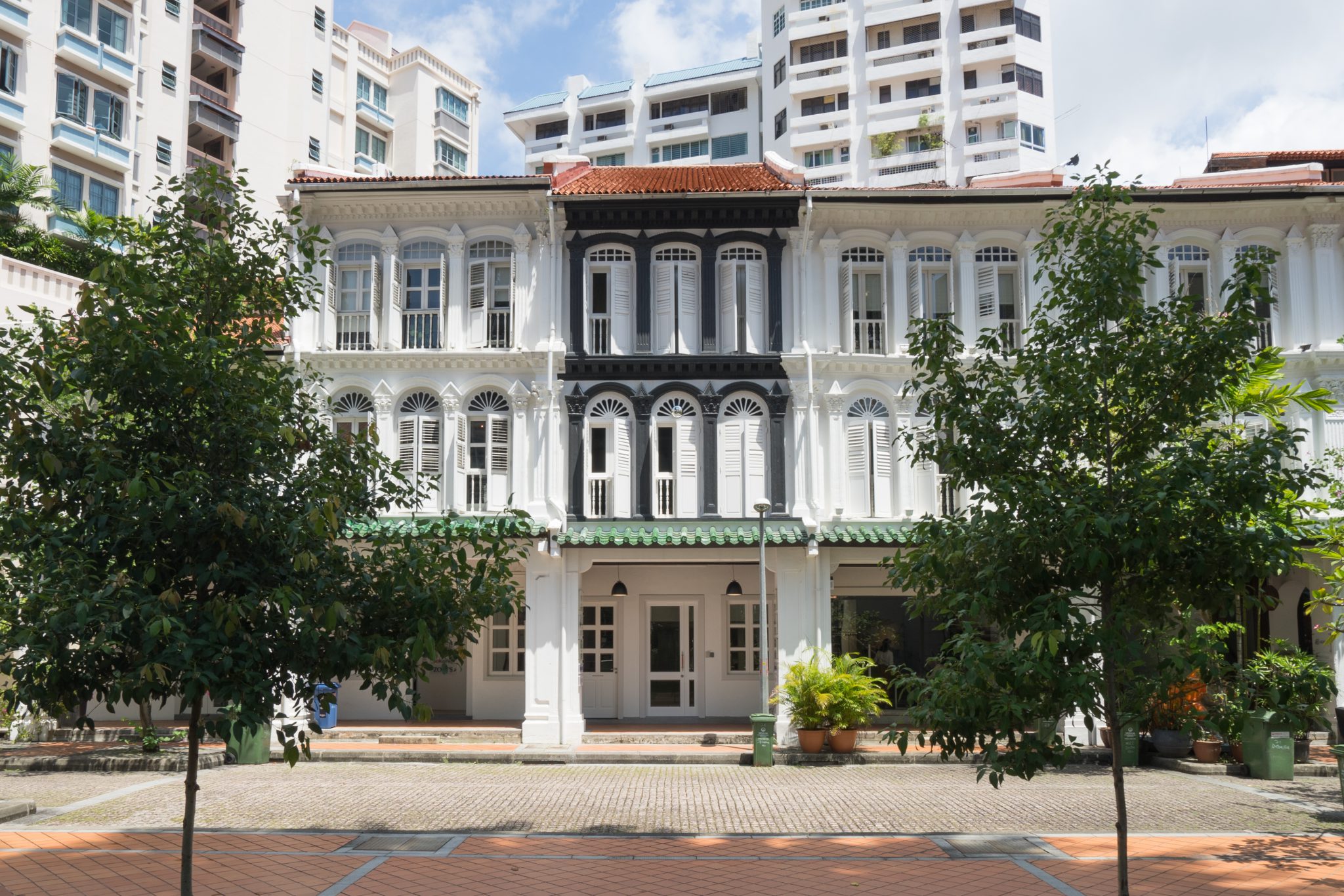 HULS Gallery - HULS Inc. - Tokyo & Singapore